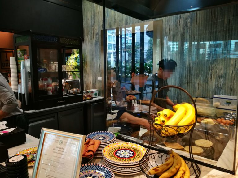 【Mama Made Roti（ママメイドロティ）】バンコクの人気ロティ専門店